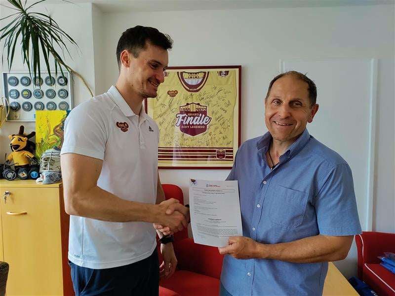 HC Dukla Jihlava – Útočník Tomáš Harkabus přidá minimálně dvě další ...